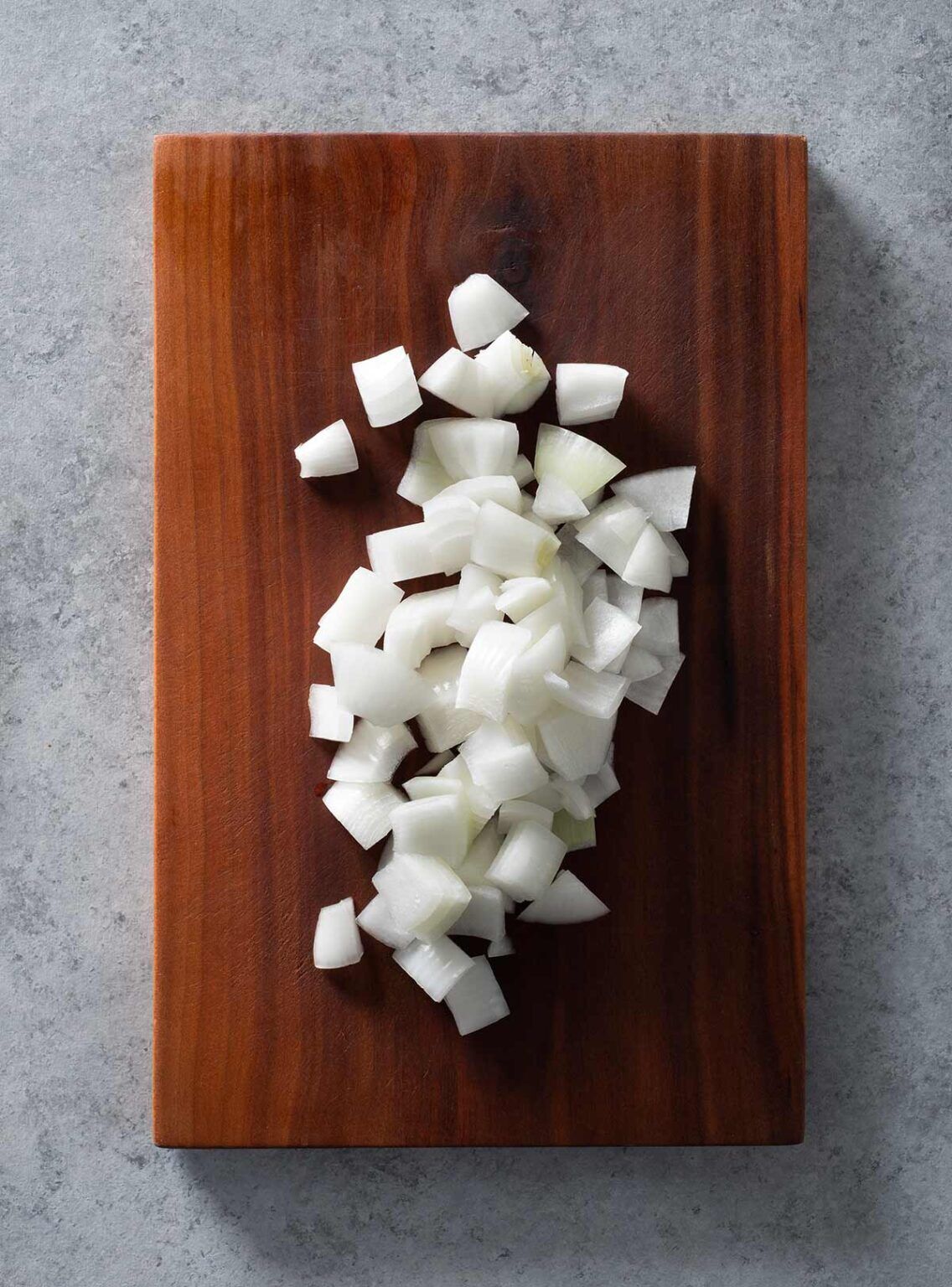 Onion to cups conversion (sliced, chopped, medium-diced, minced)